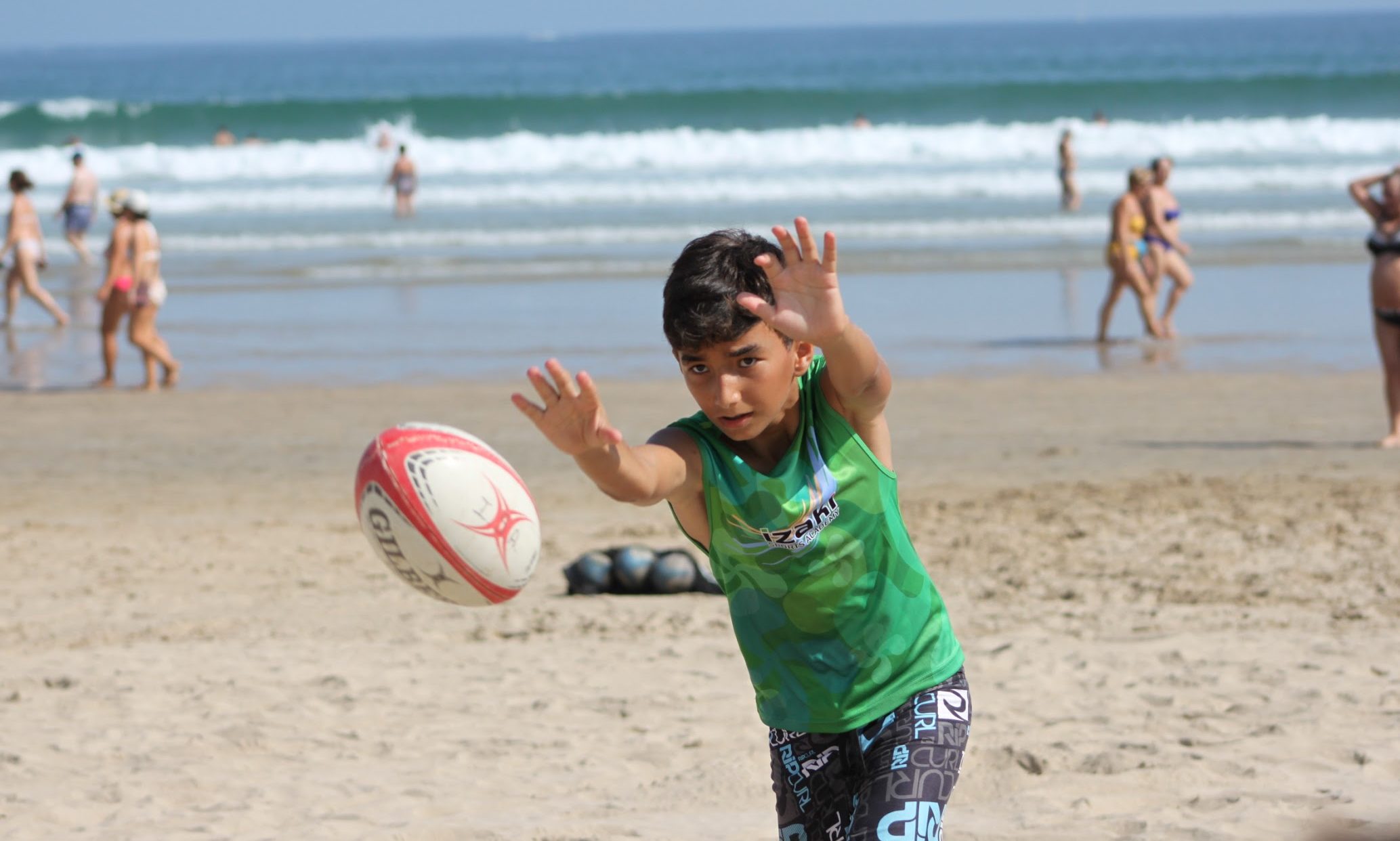 Stages de rugby d'été au Pays Basque avec Izaki Sports Academy